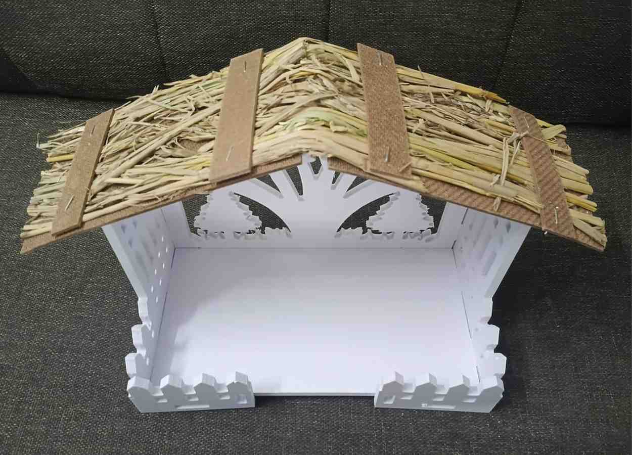 Crib for Christmas Made in Multi Wood with Hay Roof Christmas ...